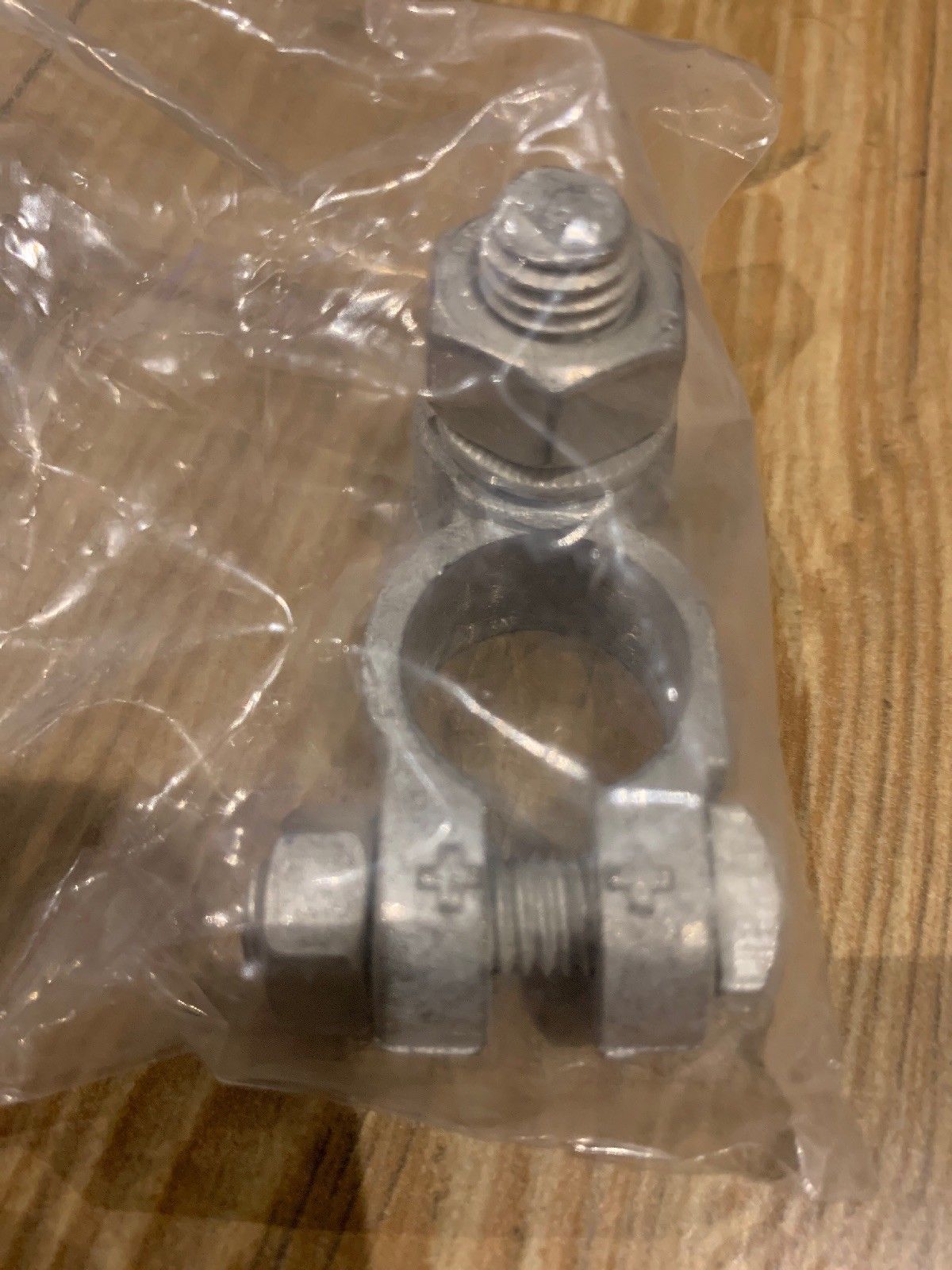 Battery Terminal Positive Stud Type 10mm Positive + – Newline Chandlery